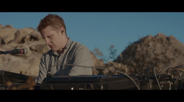 Floating Points auncian el proyecto experimental Reflections - Mojave ...