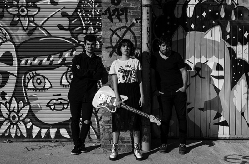 Te presentamos a Alison Darwin y estrenamos su nuevo single - Muzikalia