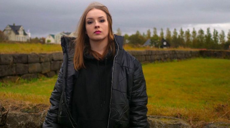 La joven Maddie Mae nos trae una nueva canción - Muzikalia