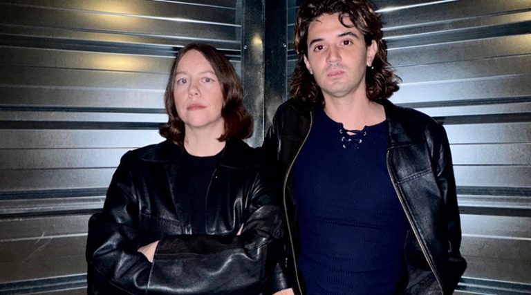 Syd dePalma invita a la líder de Heather, al último adelanto de su ...